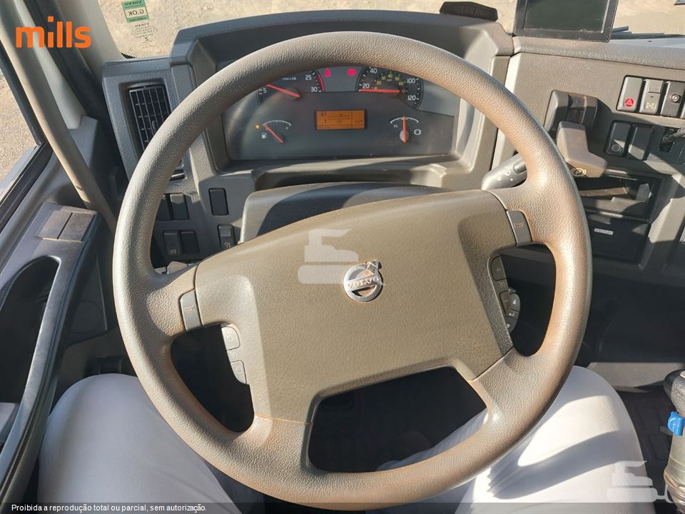 Caminhão Volvo VM 270 6x4 2p (Diesel) (E5) - 2022 - Assis / SP - Código ...