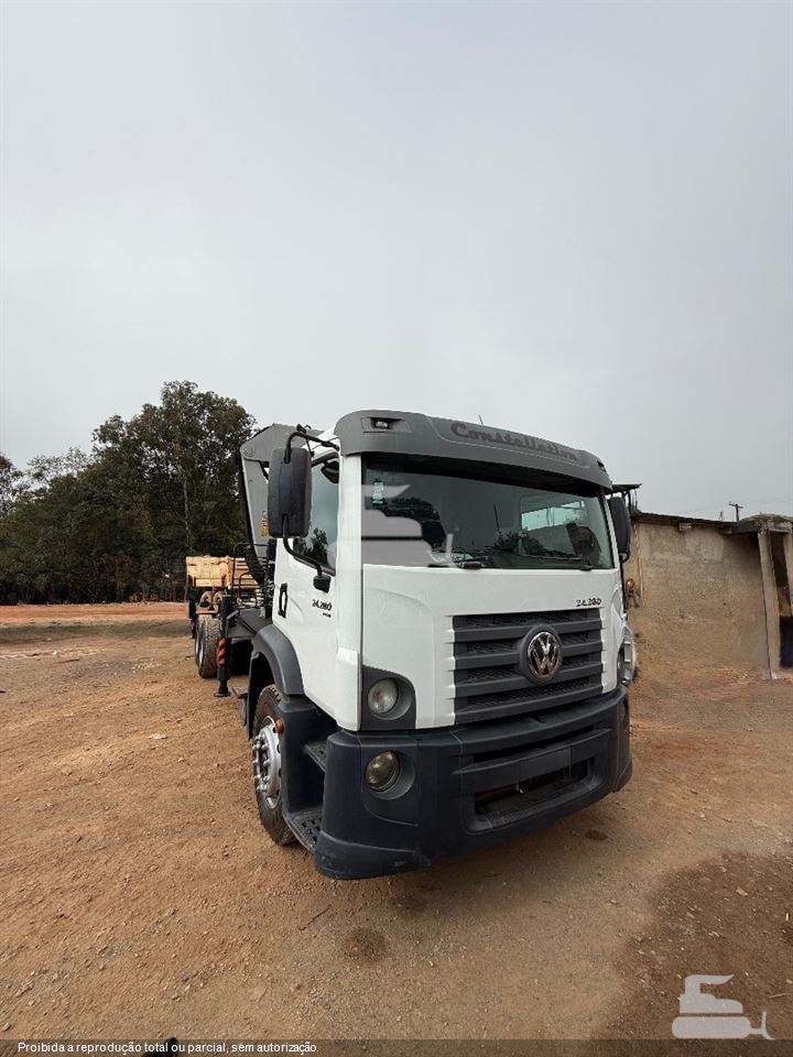 Caminhão Volkswagen 24-280 E Constellation 6x2 2p (Diesel)(E5) - 2019 ...