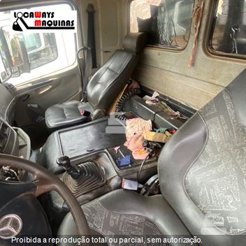 Caminhão Mercedes-Benz Axor 2831 6x4 2p (diesel) - 2011 - Chapecó / SC ...